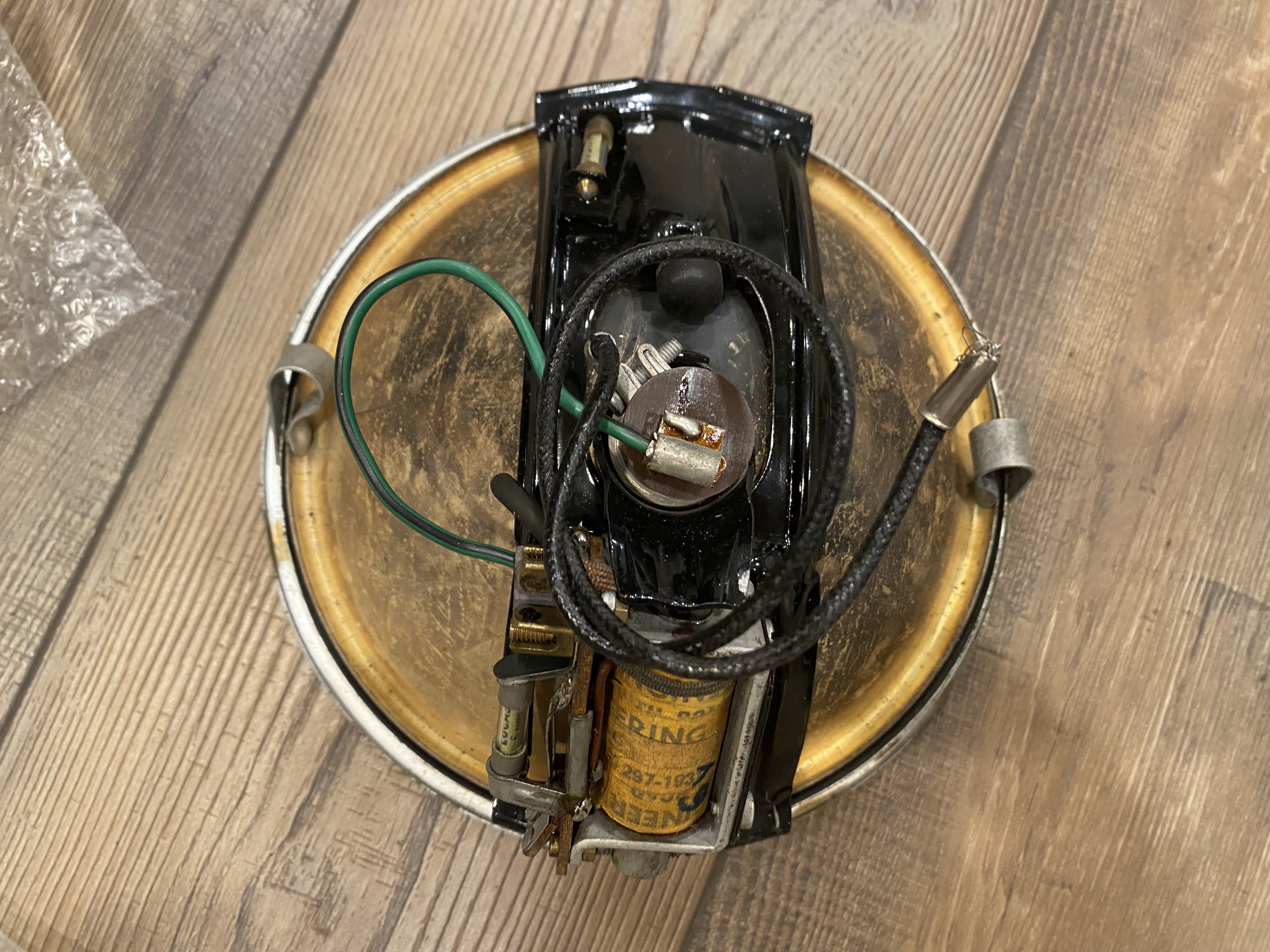 MC TC Lucas M-140 Headlight Internals - Question Odd ?? : T-Series ...